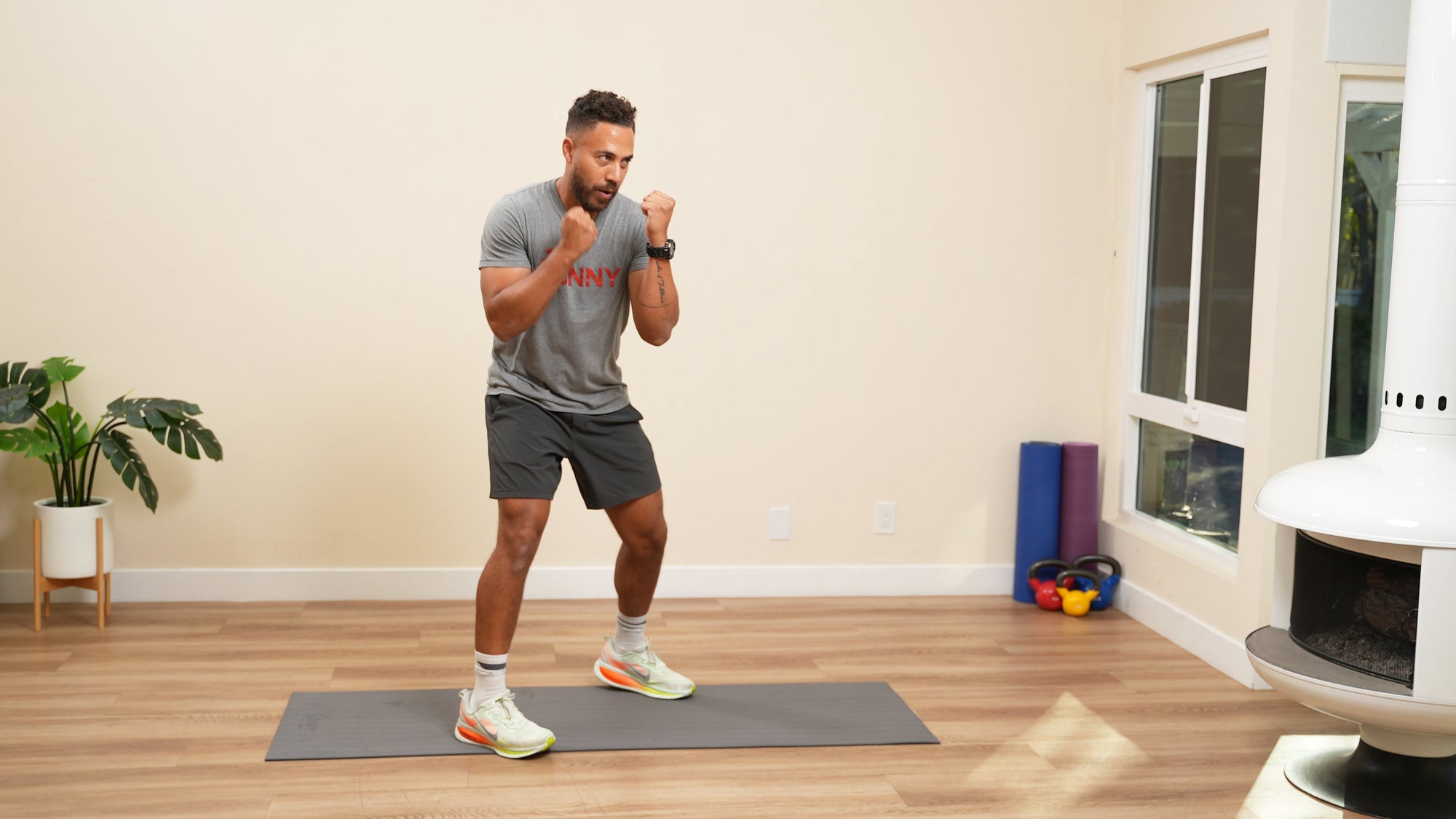 10-MInute Bodyweight Cardio Workout | Sunny Health & Fitness