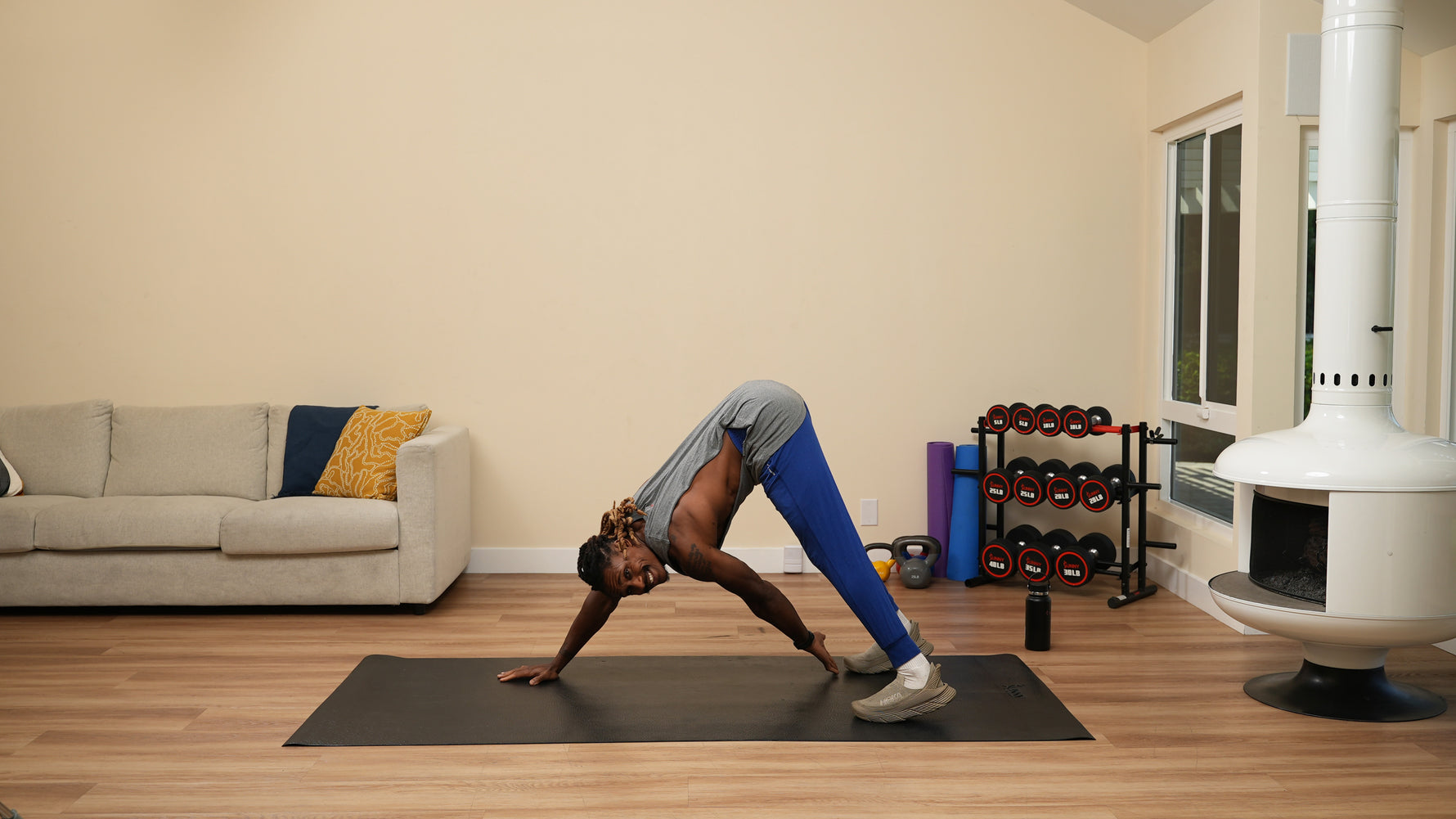 20-Min Sweaty Cardio Bodyweight Workout | Sunny Health & Fitness