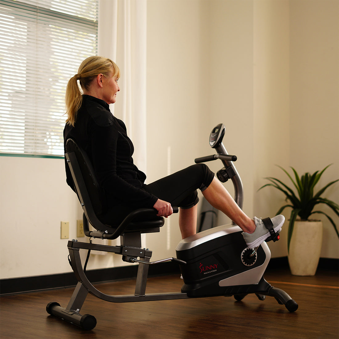 Recumbent Exercise Bike 300 lb Capacity & Adjustable Seat | Sunny ...